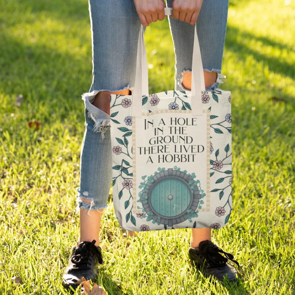 The HOBBIT - Premium Totebag - awwrange